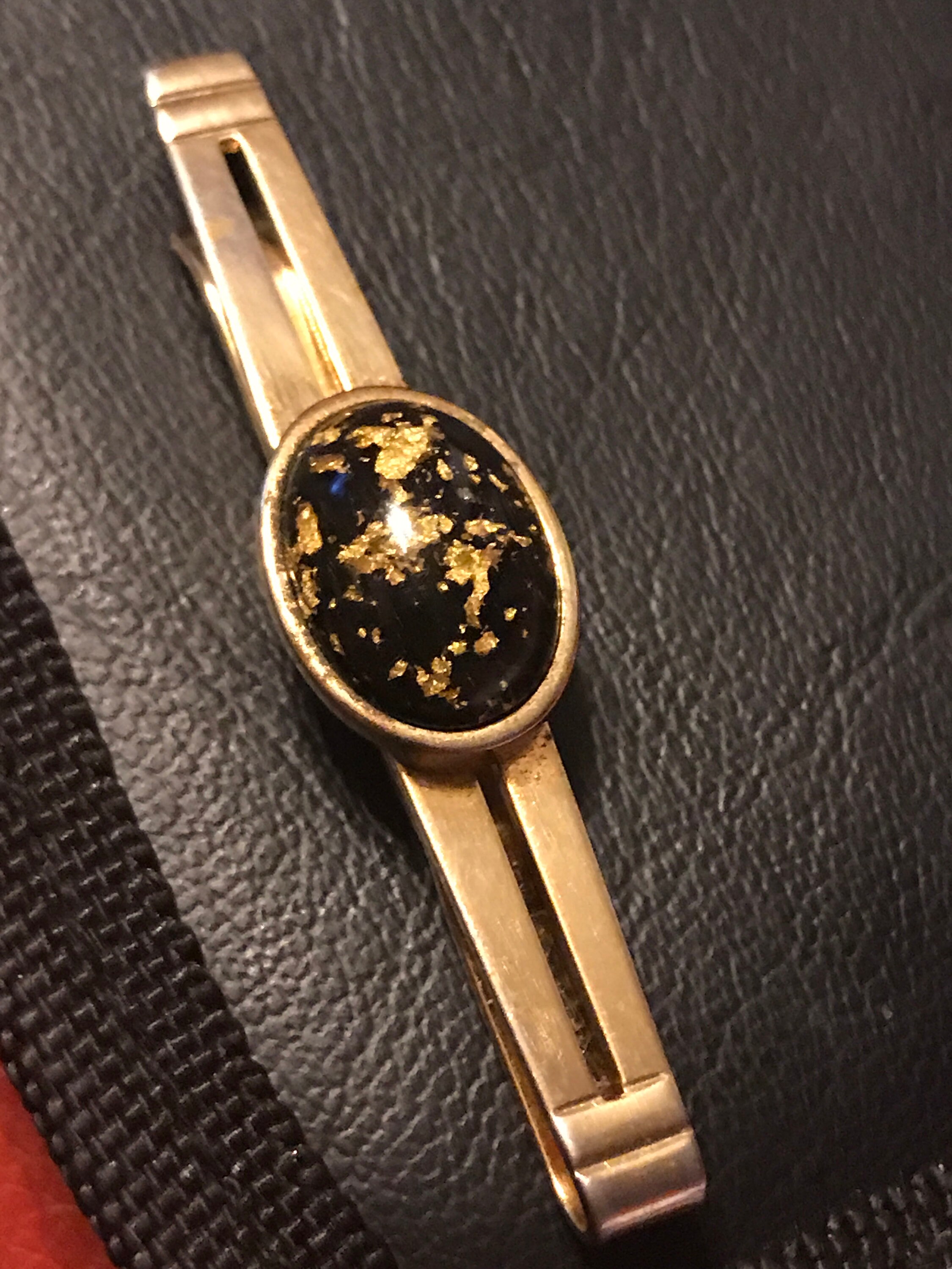 Vintage Anson Gold Tone Gold Flakes Lucite Tie Clip-vintage Men ...