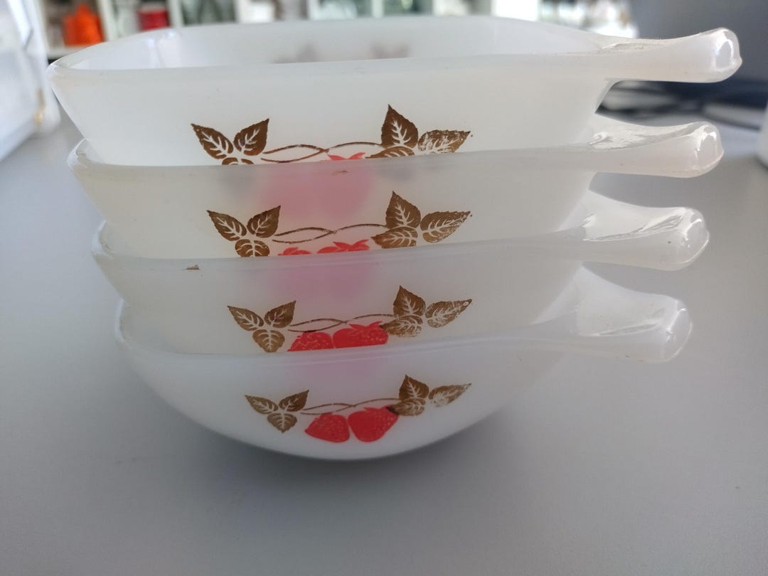Retro 70s Crown Pyrex Strawberry Ramekins: Vintage Kitchenalia Set - Etsy