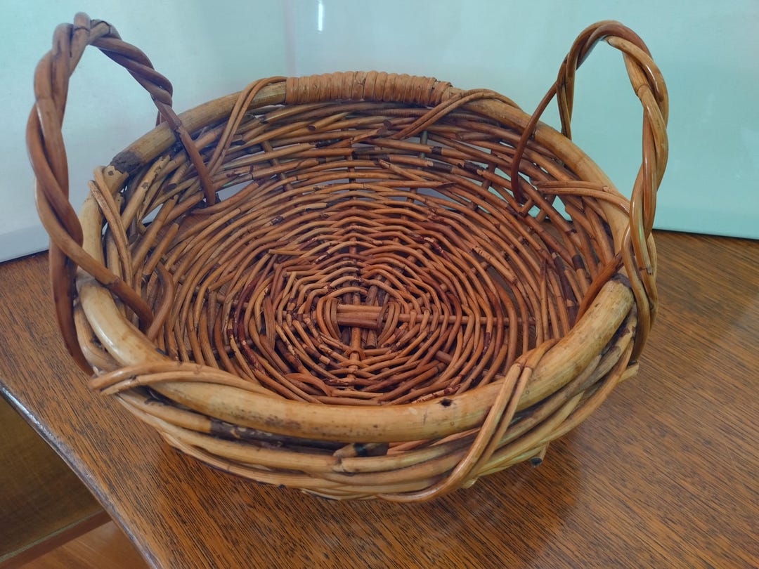 Vintage Cane Berry Basket Round Carry All Sturdy Versatile Approx 12 X ...