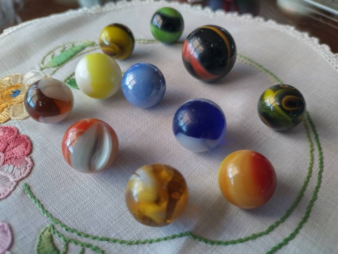 11 Vintage Glass Marbles Incl 1 Shooter Mid Century Brilliant Period ...