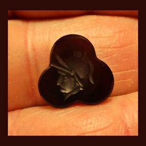VICTORIAN SARD INTAGLIO – 14 Mm 3 Leaf Clover – Alexander the Great ...