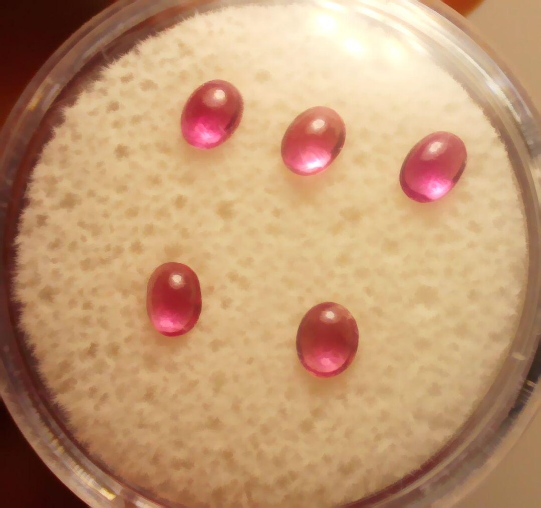 NEW ENGLAND TOURMALINE - Mount Mica Maine – 5pc Parcel of 4 X 3mm Oval ...