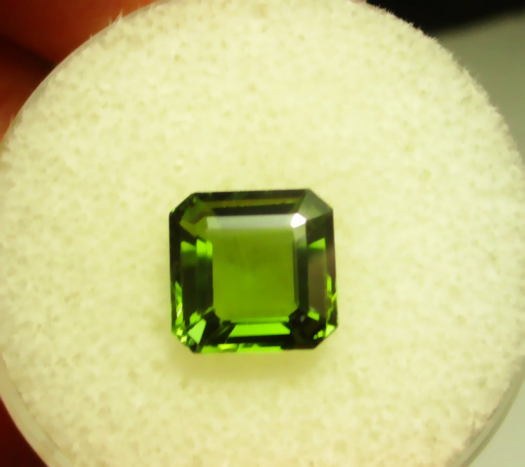 MAINE GREEN TOURMALINE - Mount Mica Maine – 7.75 Mm Square Emerald Cut ...
