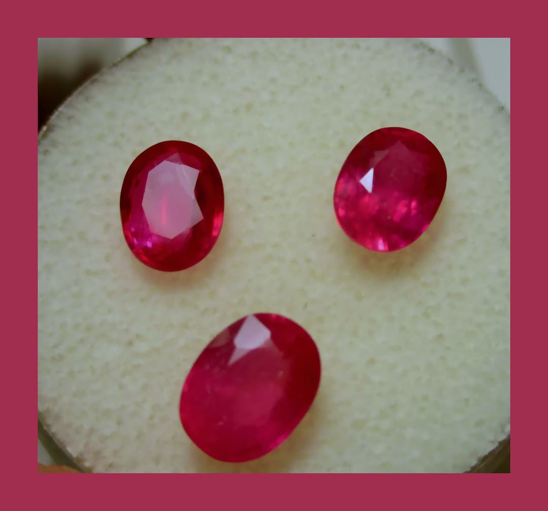 KENYAN RUBY PARCEL 3pcs 8 X 6 Mm Facetted Ovals Thai Cut Fracture ...