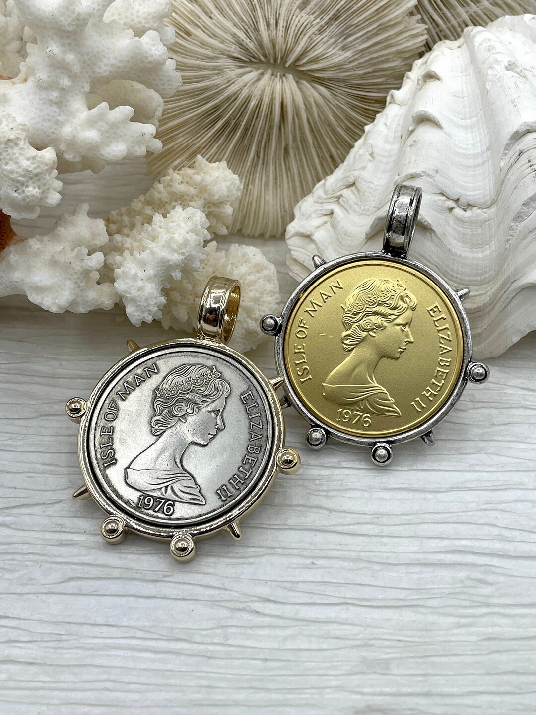 Queen Elizabeth II Coin Pendant Royal Pendant Queen Pendant - Etsy