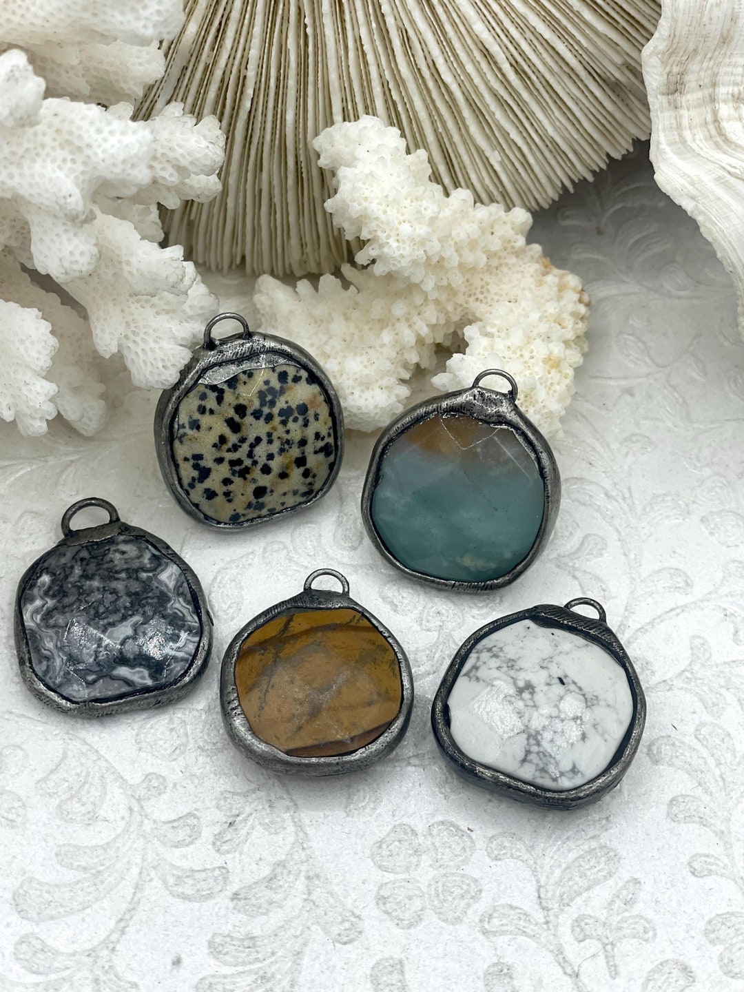 Soldered Natural Stone Pendants, Round Stone Pendants With Gunmetal ...
