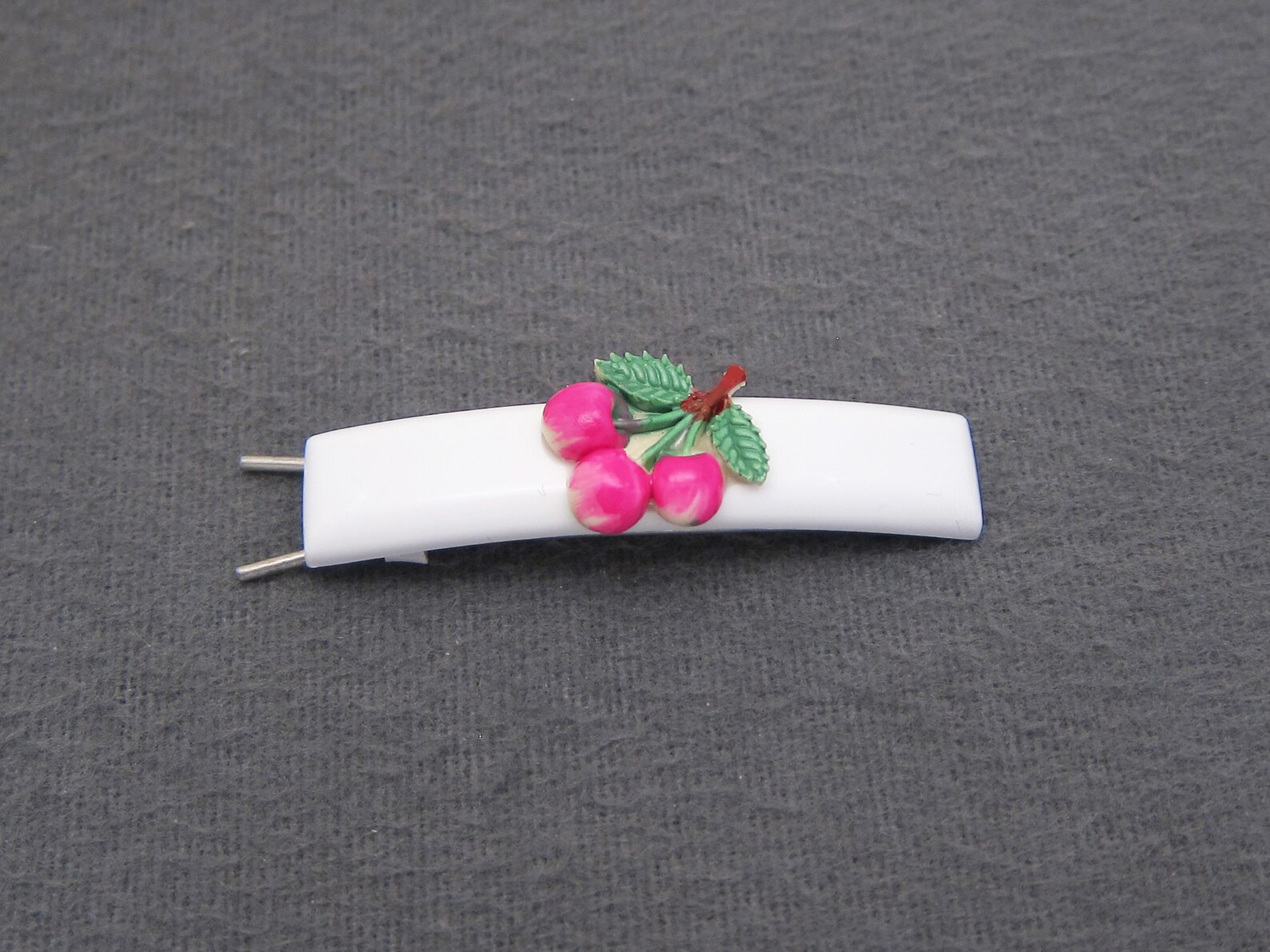 TIP-TOP 1950's Vintage Hair Clip, 2" White Plastic Barrette W/ CHERRY ...