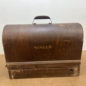 Vintage Sewing Machine SINGER STORAGE CASE Empty 3/4 Model 99 127 128 ...
