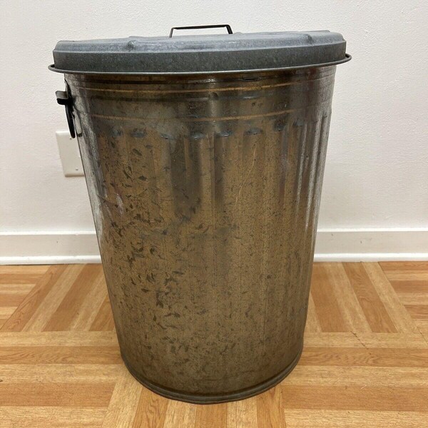 Rustic Trash Can With Lid - Etsy