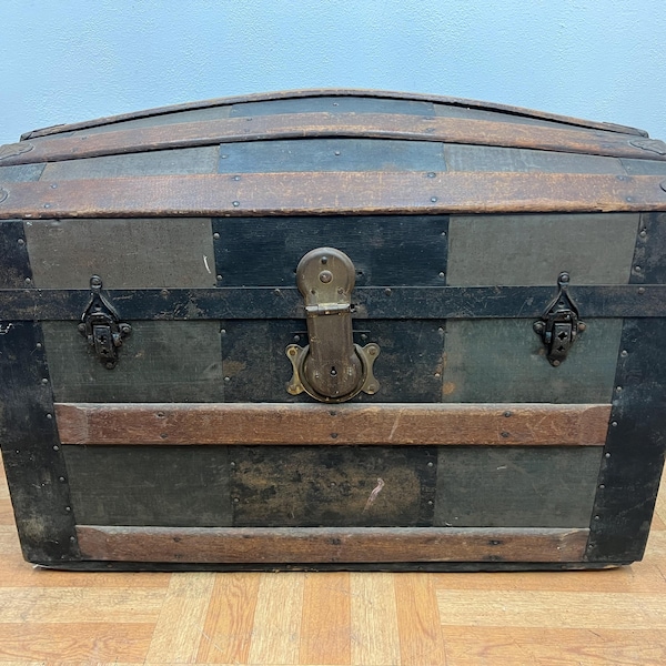 Camelback Trunk - Etsy