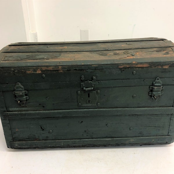 Camelback Trunk - Etsy