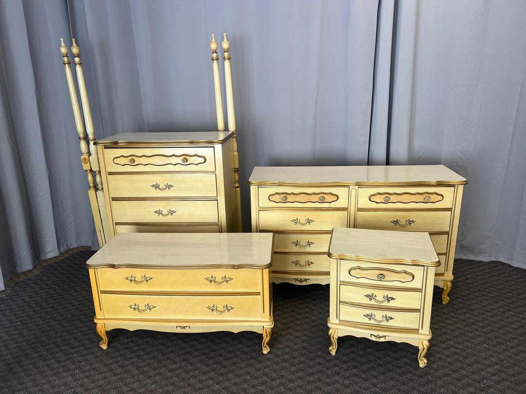 Vintage French Provincial BEDROOM SET 60s 70s Storage Chest of Drawers ...