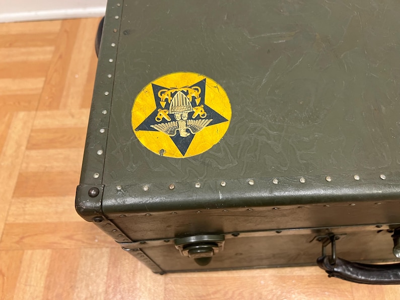 Vintage US Military Suitcase W Hangers Seapack Oshkosh Luggage WWII ...