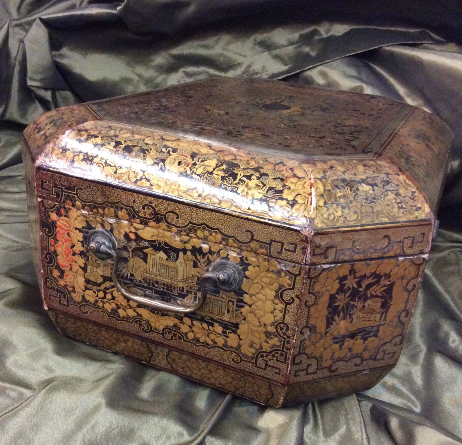 Chinese Export Lacquered Sewing Box With Key From Canton, Second ...