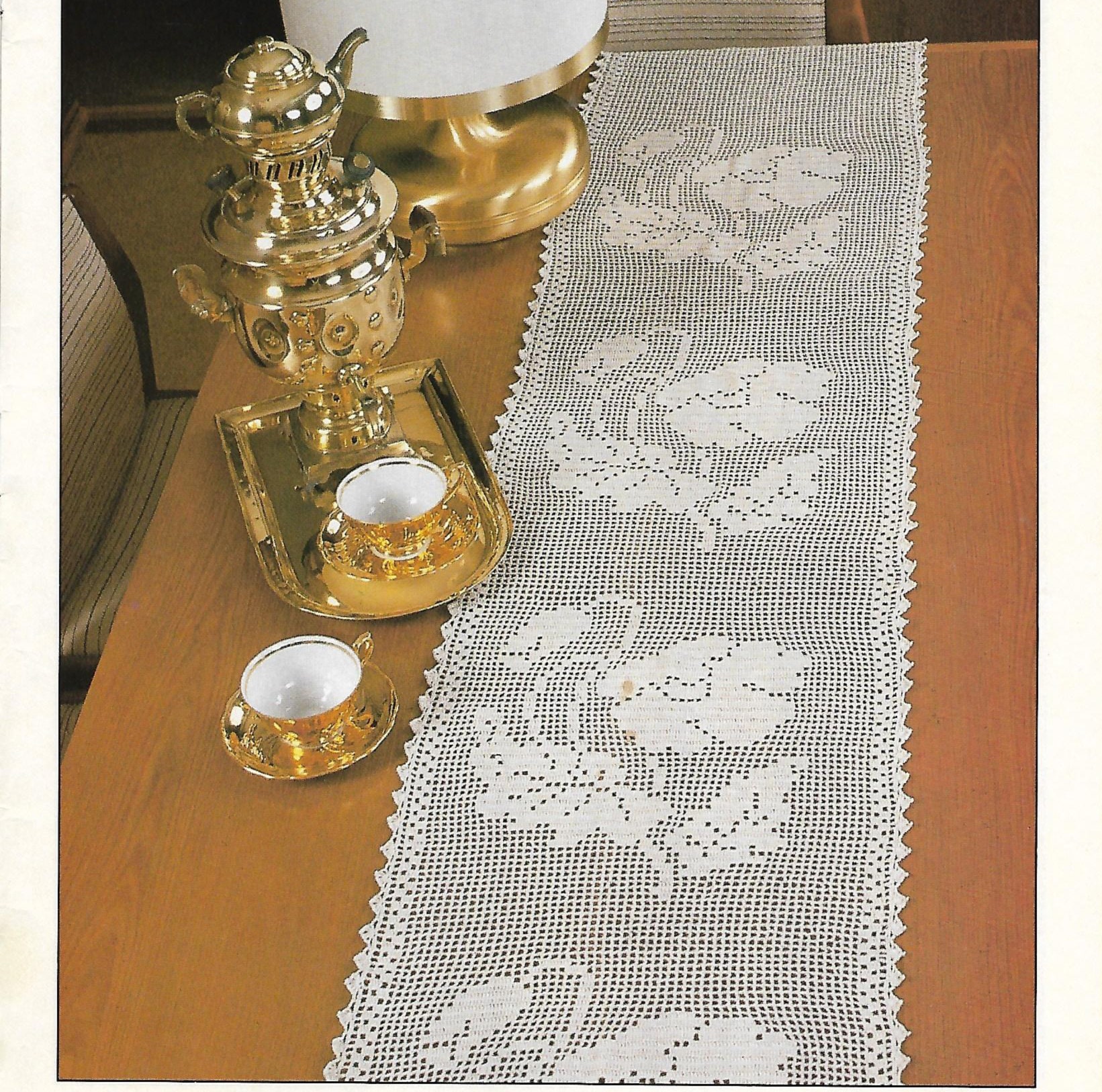 Poppy Filet Runner Crochet PATTERN - Makes a Poppy Runner 16" by 83 ...