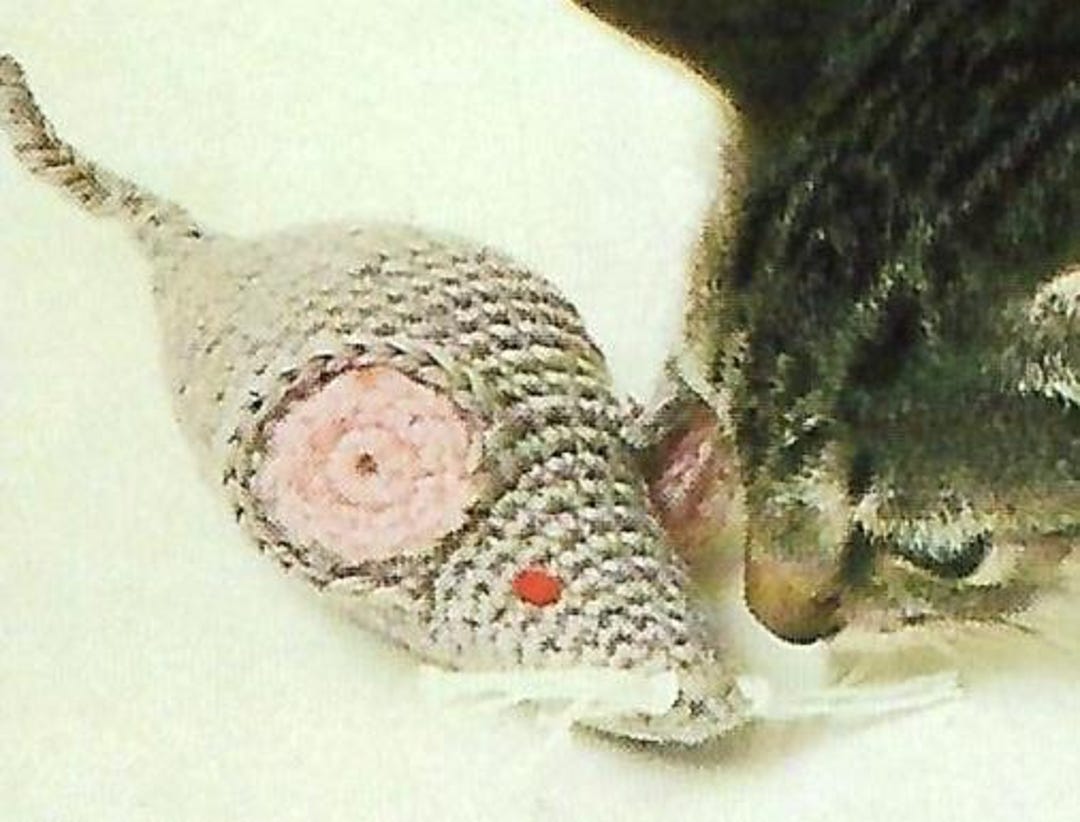 Crochet PATTERN for Catnip Mouse! Crochet Your Own Cat Toy - Mouse to ...