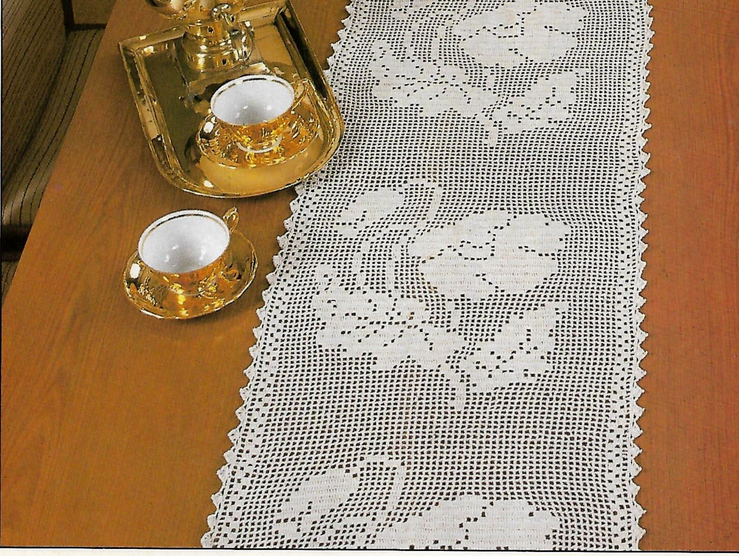 Poppy Filet Runner Crochet PATTERN - Makes a Poppy Runner 16" by 83 ...