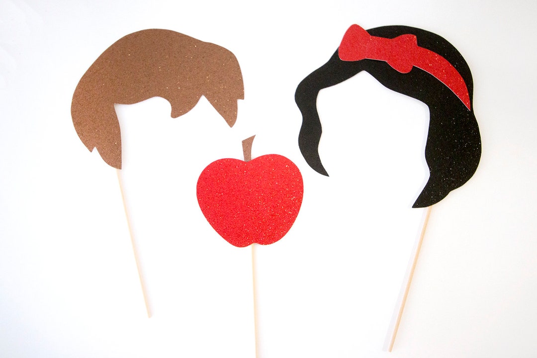 Snow White Photo Booth Prop SVG File, Silhouette Cut File, Cricut Cut ...