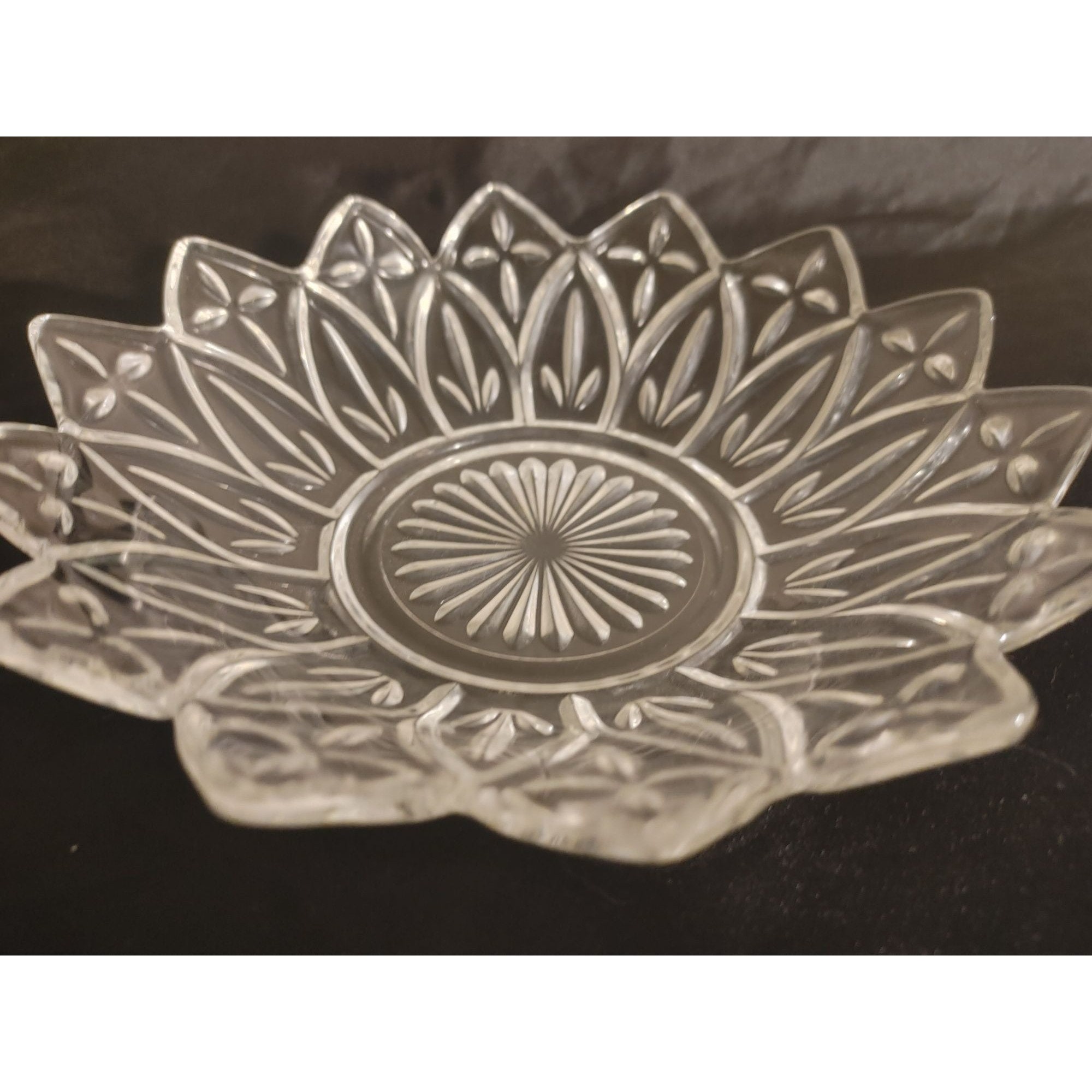 Vintage Federal Pressed Glass Bowls Petal Pattern Clear - Etsy