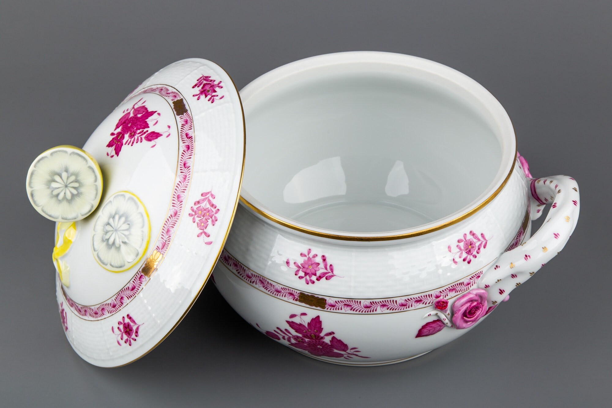 Herend Chinese Bouquet Raspberry Large Soup Tureen with Lemon | Etsy