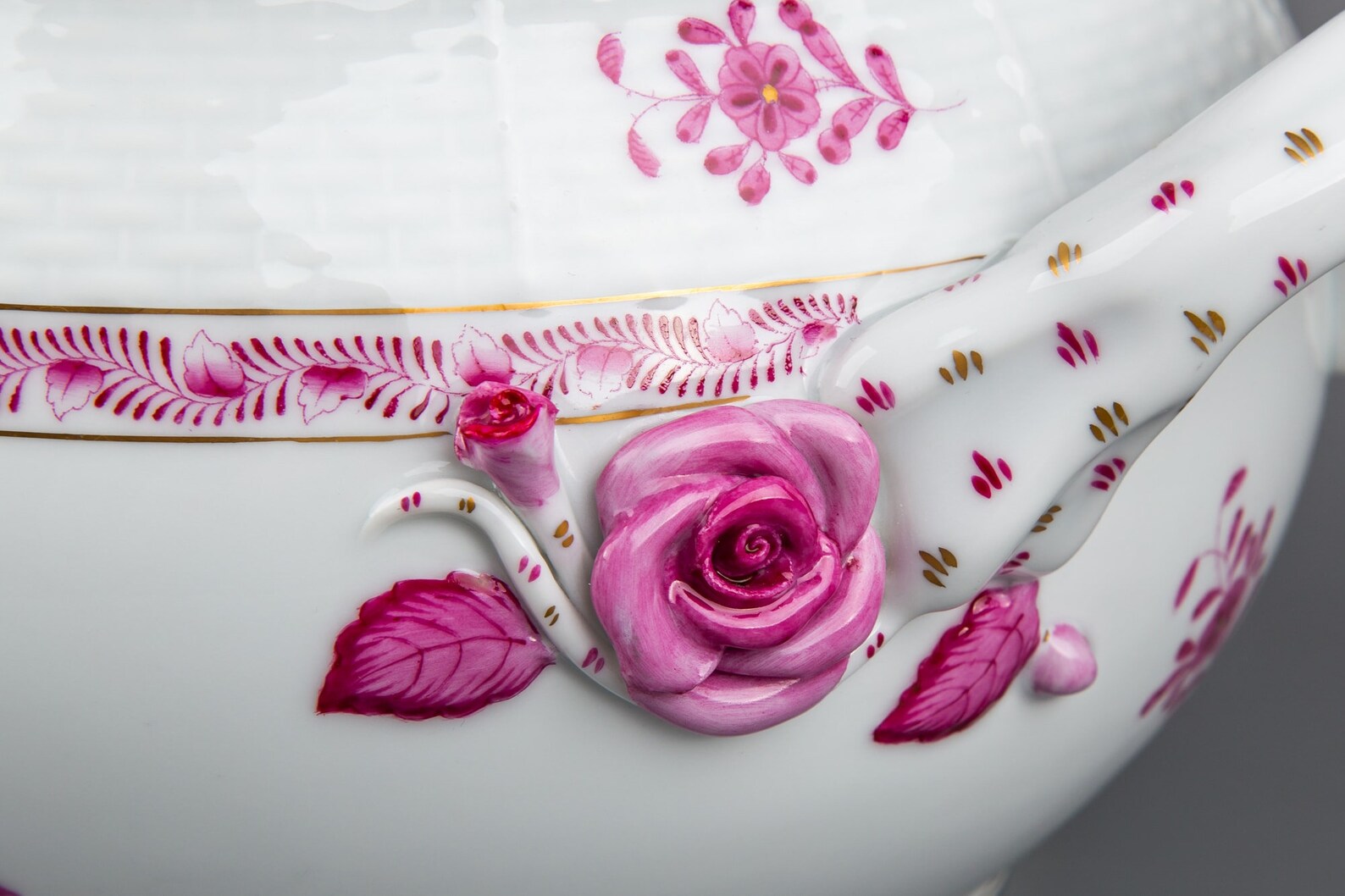 Herend Chinese Bouquet Raspberry Large Soup Tureen with Lemon | Etsy