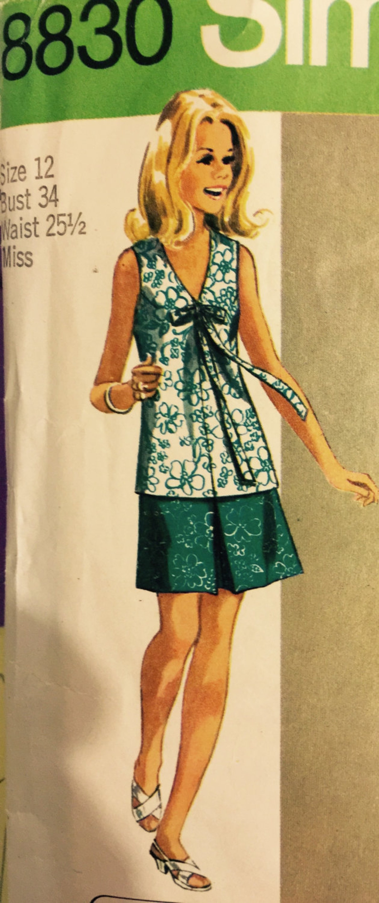 VTG 8830 Simplicity (1970). Misses' Super Jiffy. Mini-skirt, Overblouse ...