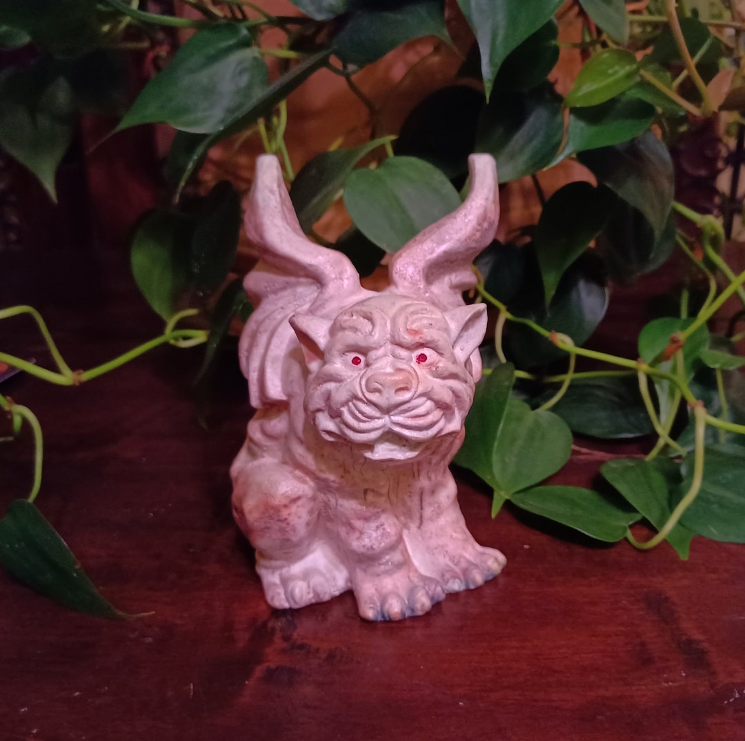 Gargoyle, Dog Faced Gargoyle Figurine, Winged Gargoyle, Winged ...