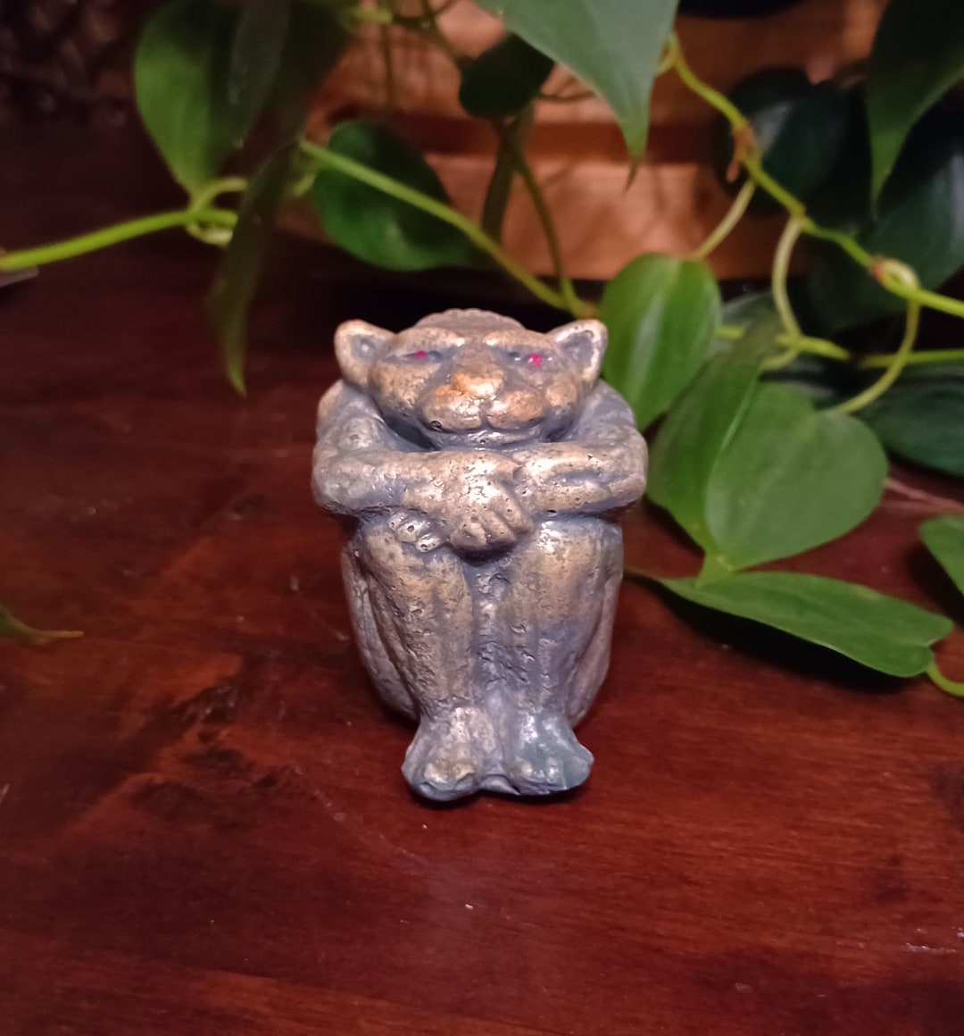 Gargoyle Cute Little Gargoyle Dedo Grotesque Statuette - Etsy