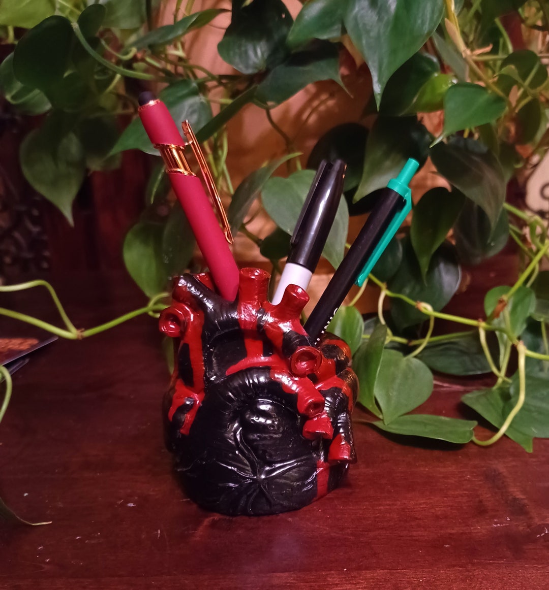 Bleeding Heart Pen Holder, Macabre Desk Decor, Gothic Makeup Brush ...