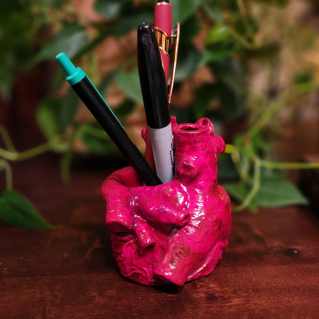 Bleeding Heart Pen Holder, Heart Pen Holder - Etsy