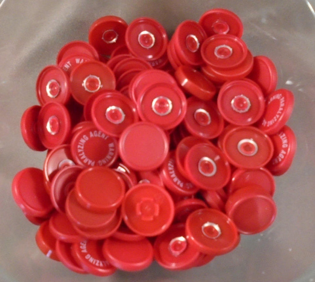 50 MEDIUM RED Vial Caps Medicine Flip off Badge Reel Craft Valentines ...