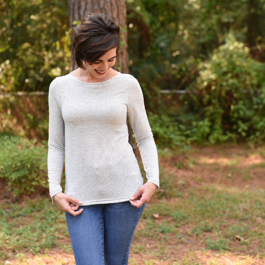 Basic Fitted T-shirt Pattern for Women / V-neckline T-shirt PDF Sewing ...