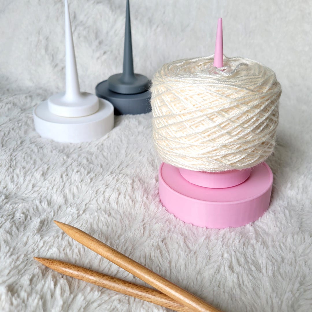 Basic Circle Yarn Spinner - Yarn Cake Holder, Tangle-free Yarn ...