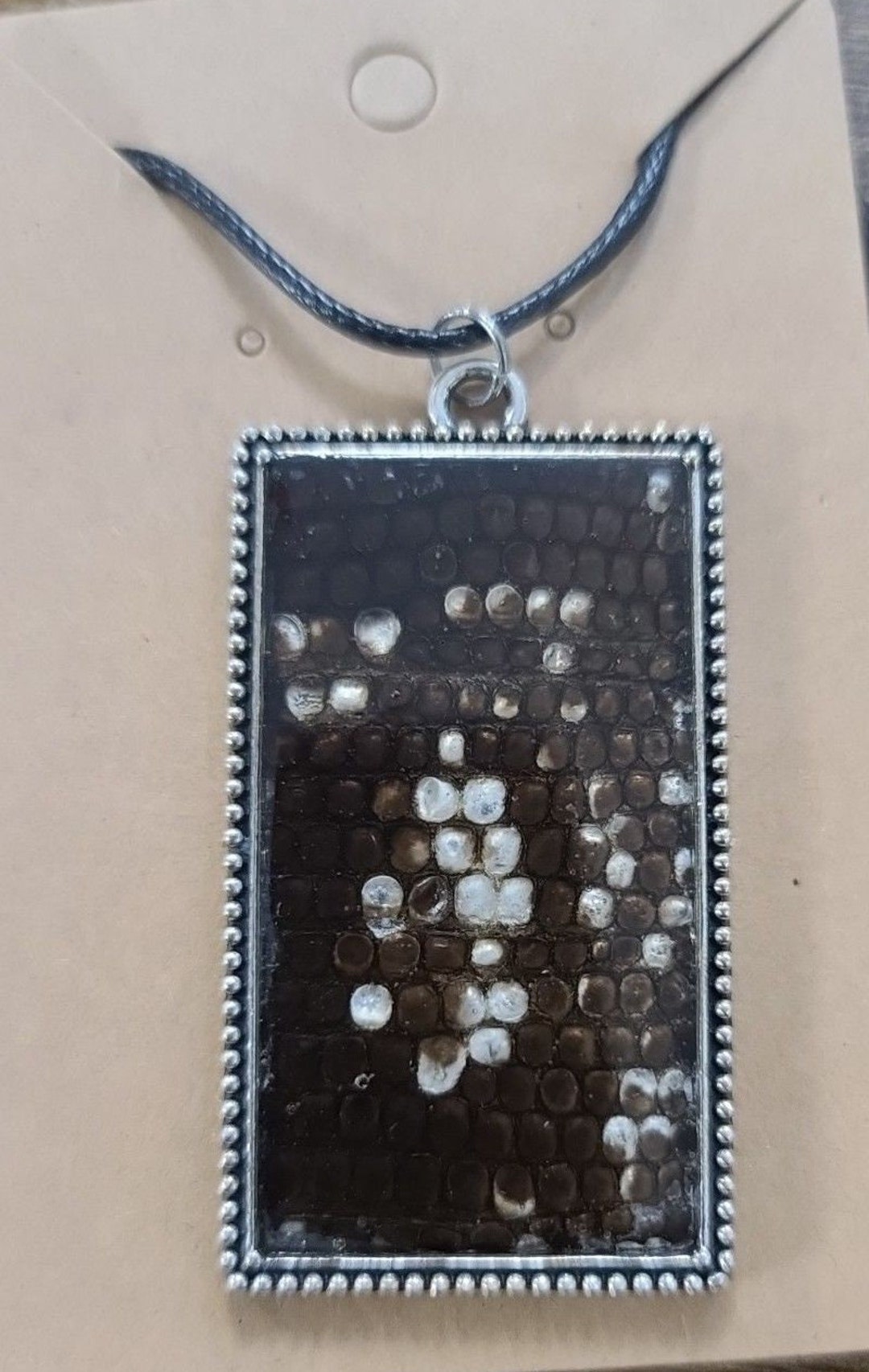 Silver Tegu Shed Necklace - Etsy