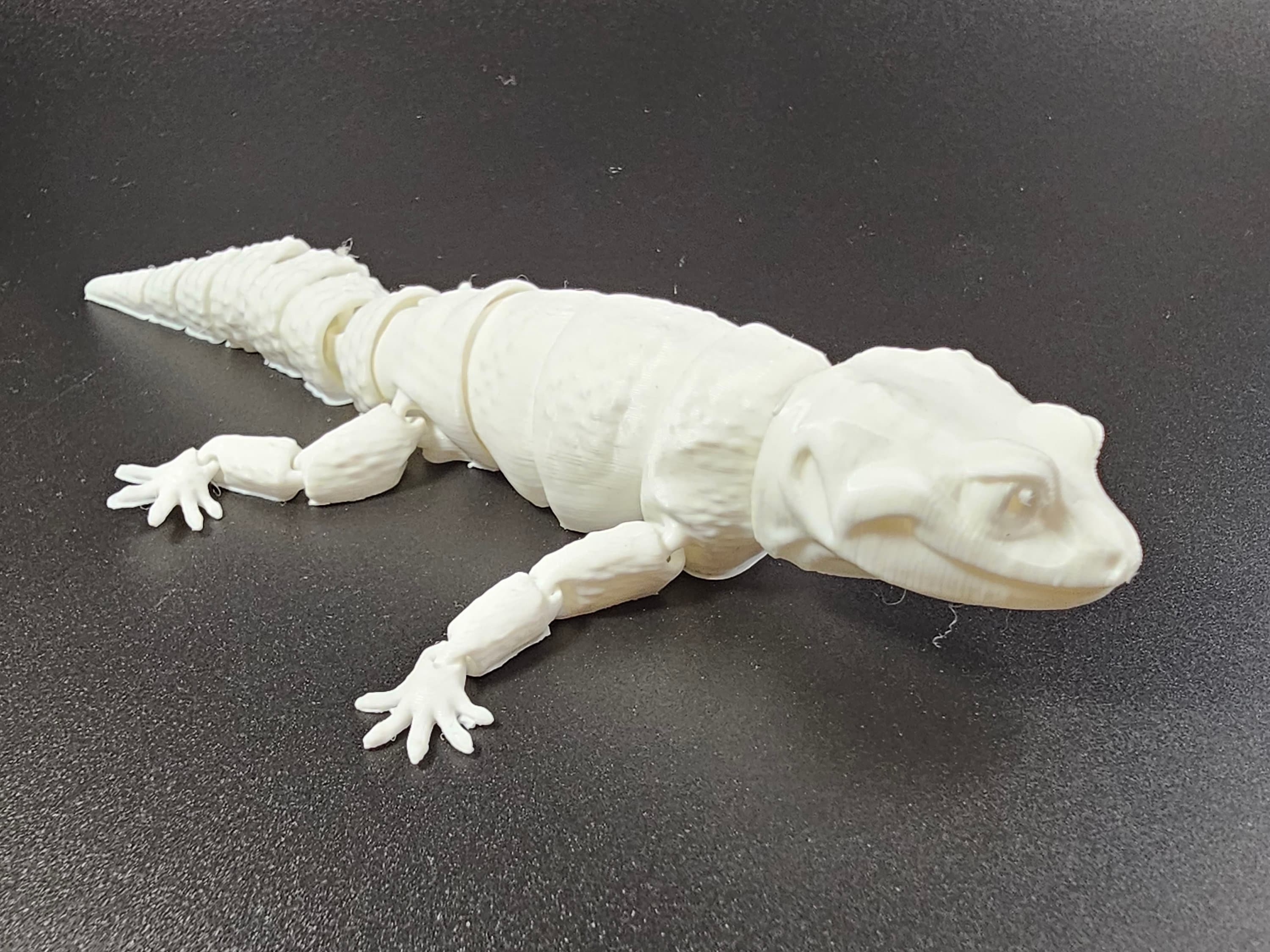 3D Printed Articulated Leopard Gecko, Moveable Limbs, Custom Colors, Unique Gift, Proceeds ...