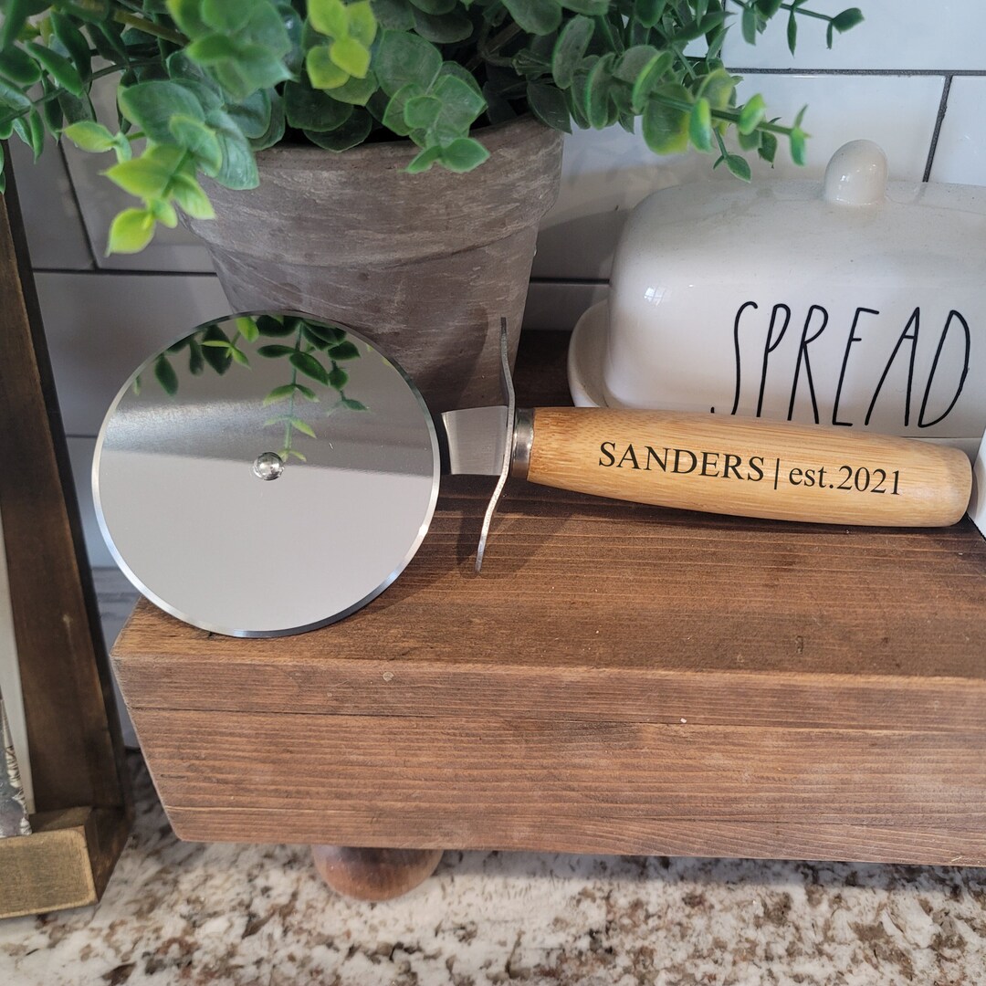 Custom Wooden Pizza Cutter | Wooden Pizza Cutter | Engraved Pizza ...