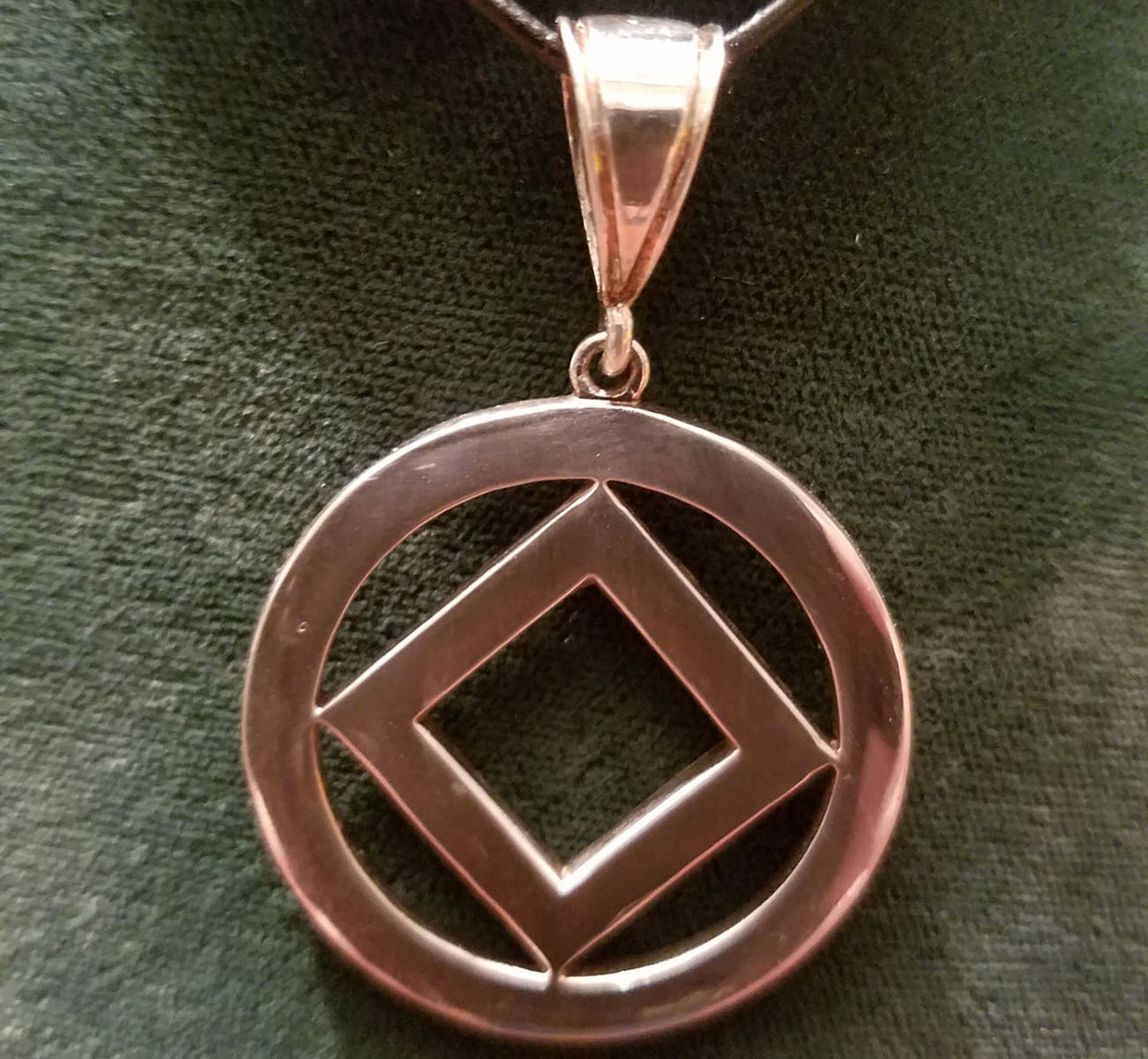 NA Large SERVICE SYMBOL Pendant Narcotics Anonymous Free Domestic ...