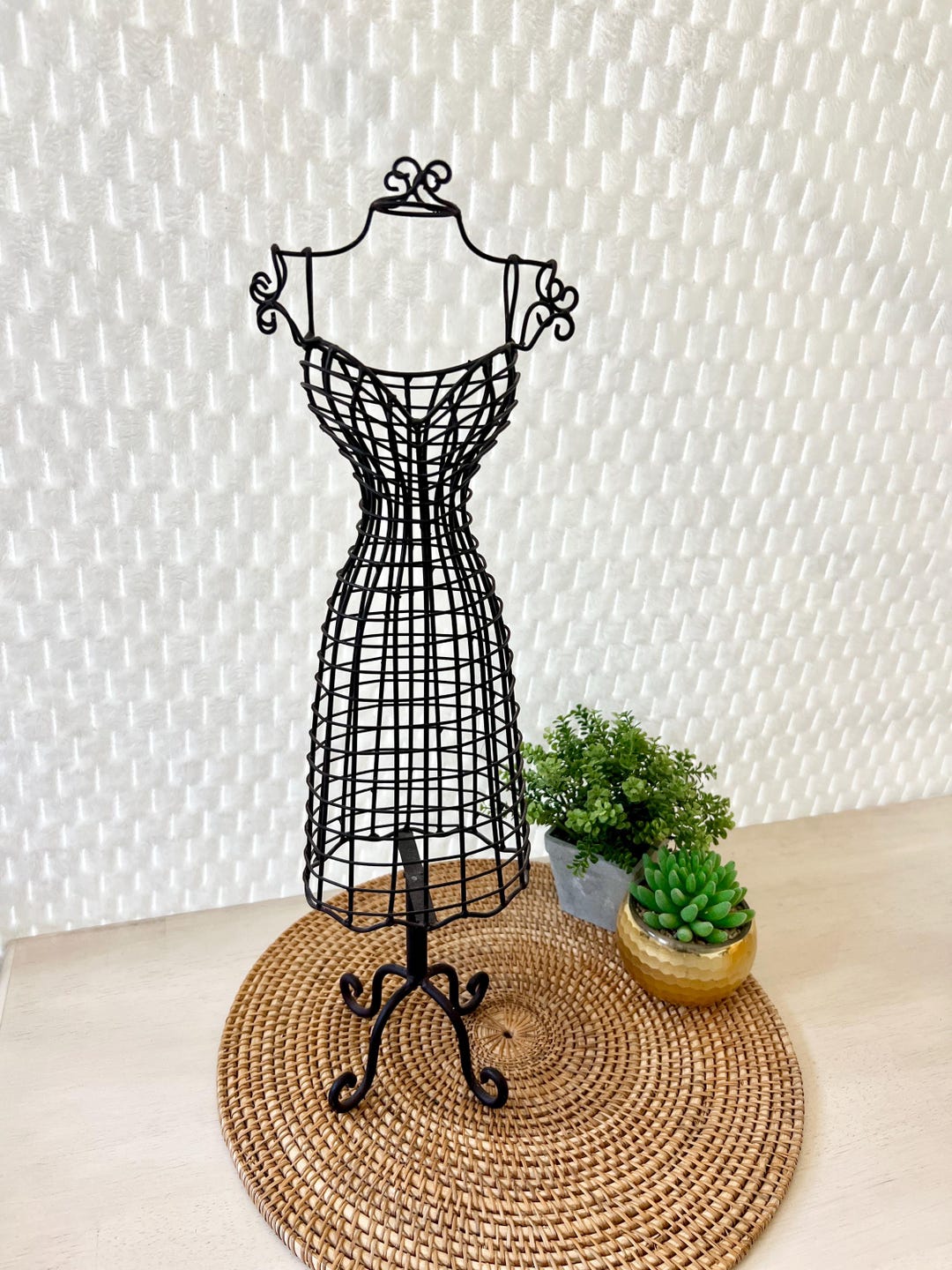 Vintage Black Wire Mannequin Doll Clothing Display / Jewelry Display 21 ...