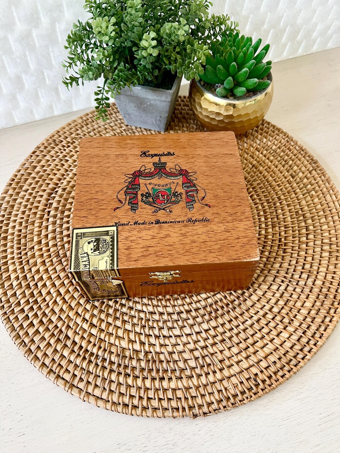Vintage Arturo Fuente Cigar Box Handmade Spanish Cedar With Ornamental ...