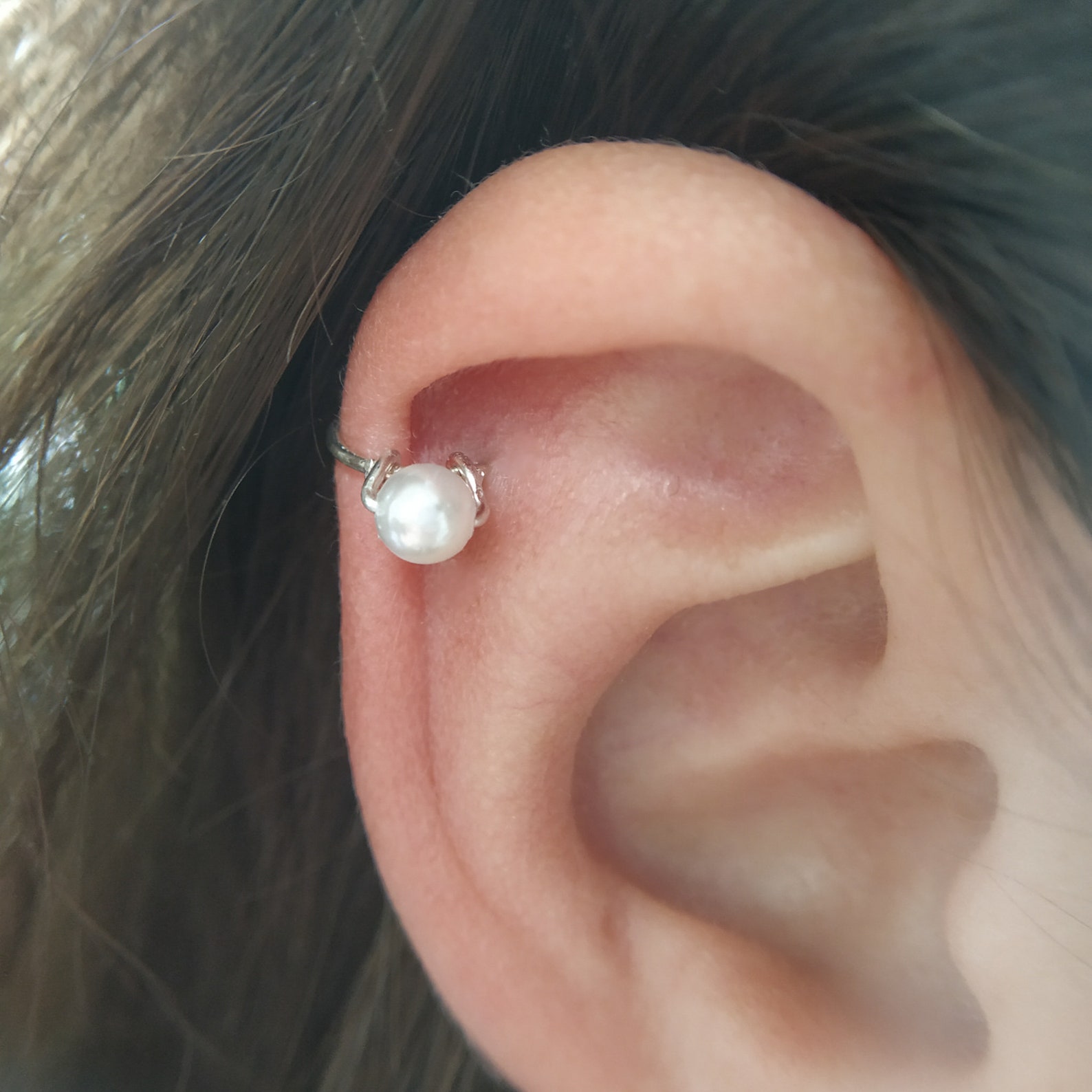 Pearl Helix Earring - Pearl Cartilage Piercing - Pearl Hoop Piercing ...