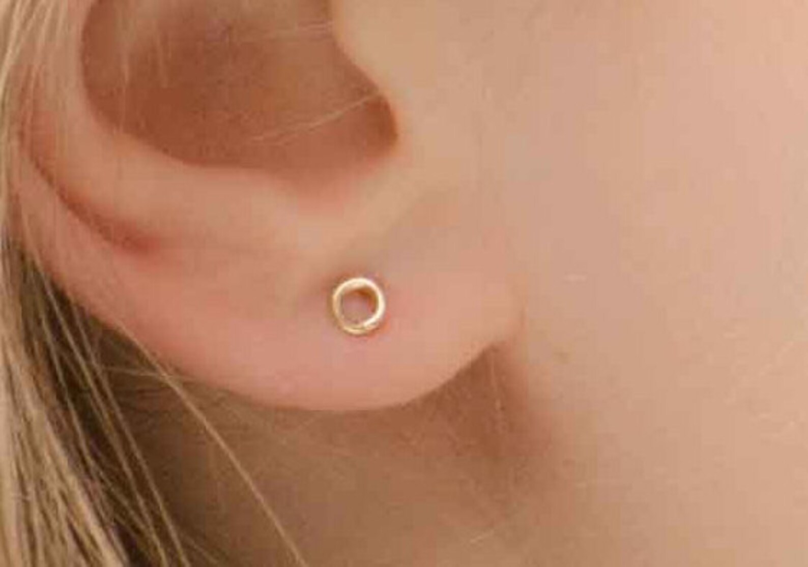 Dainty Studs Small Studs Delicate Studs Gold Studs Circle - Etsy