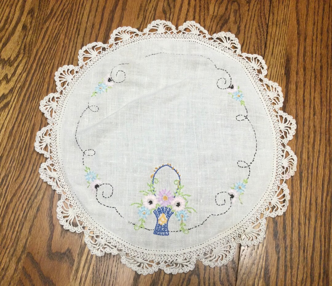 Vintage Embroidered Doily With Basket of Flowers Crocheted Edges - Etsy