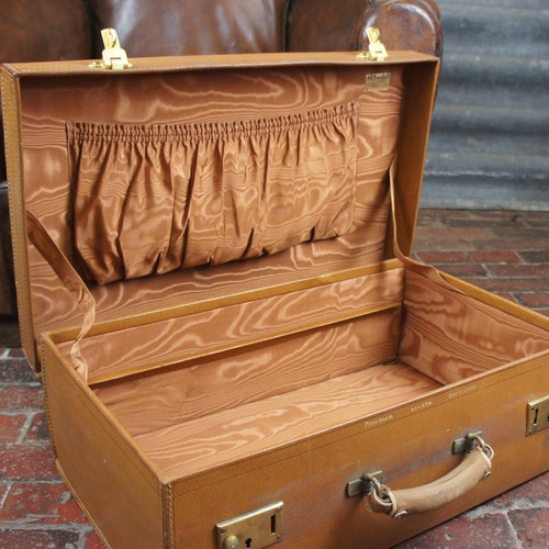 Luxury Leather Gentleman's Travel Case by Tanner & Krolle - Etsy