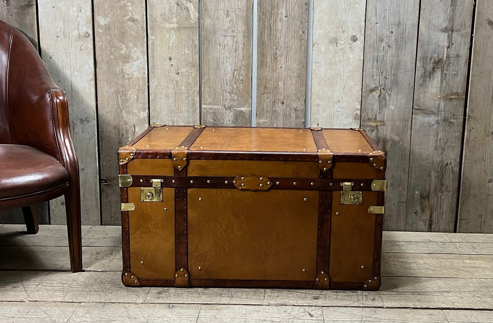 English Luxury Tan Leather Dark Trimmed Steamer Trunk - Etsy