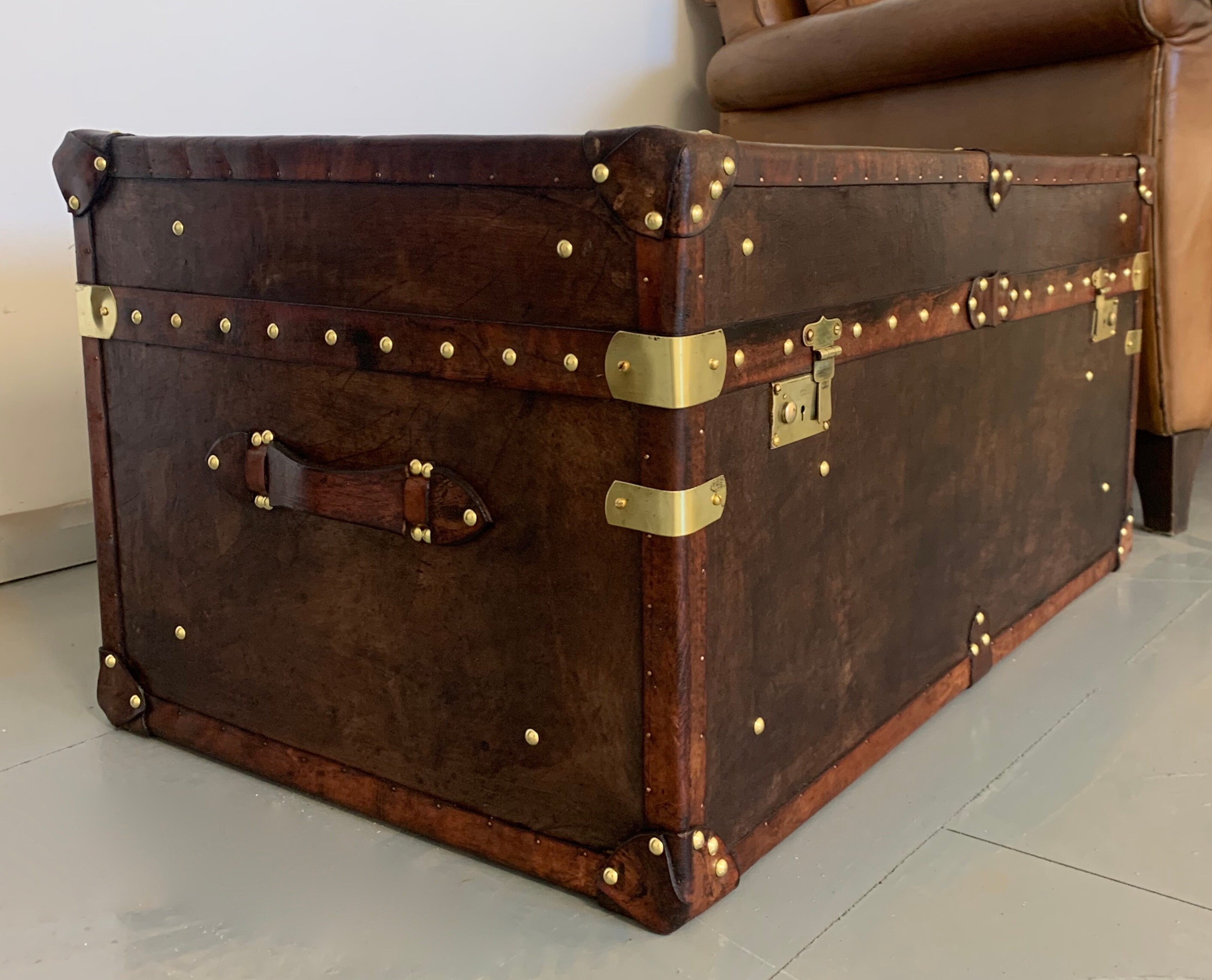 English Handmade Luxury Leather Coffee Table Trunk - Etsy