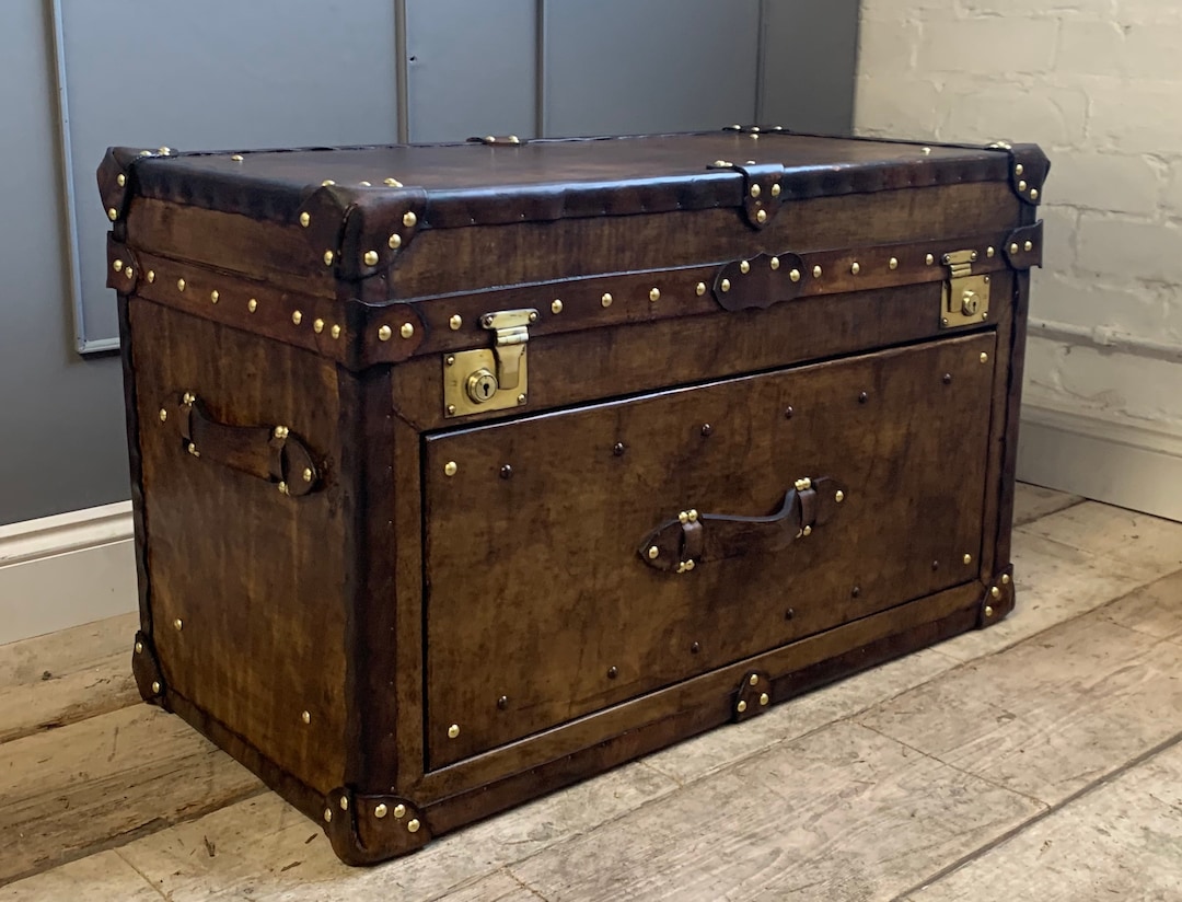 Luxury Handmade Leather Tv Console Trunk - Etsy