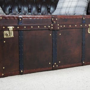 Large Antique Leather Handmade Trunk Chest Home Decor Bedroom Bed End ...