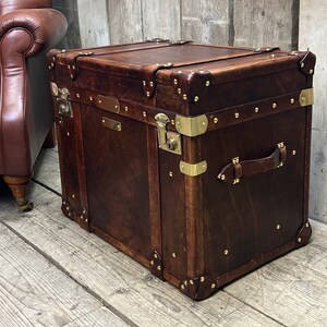 Luxury Leather Chestnut Brown Trunk Table - Etsy