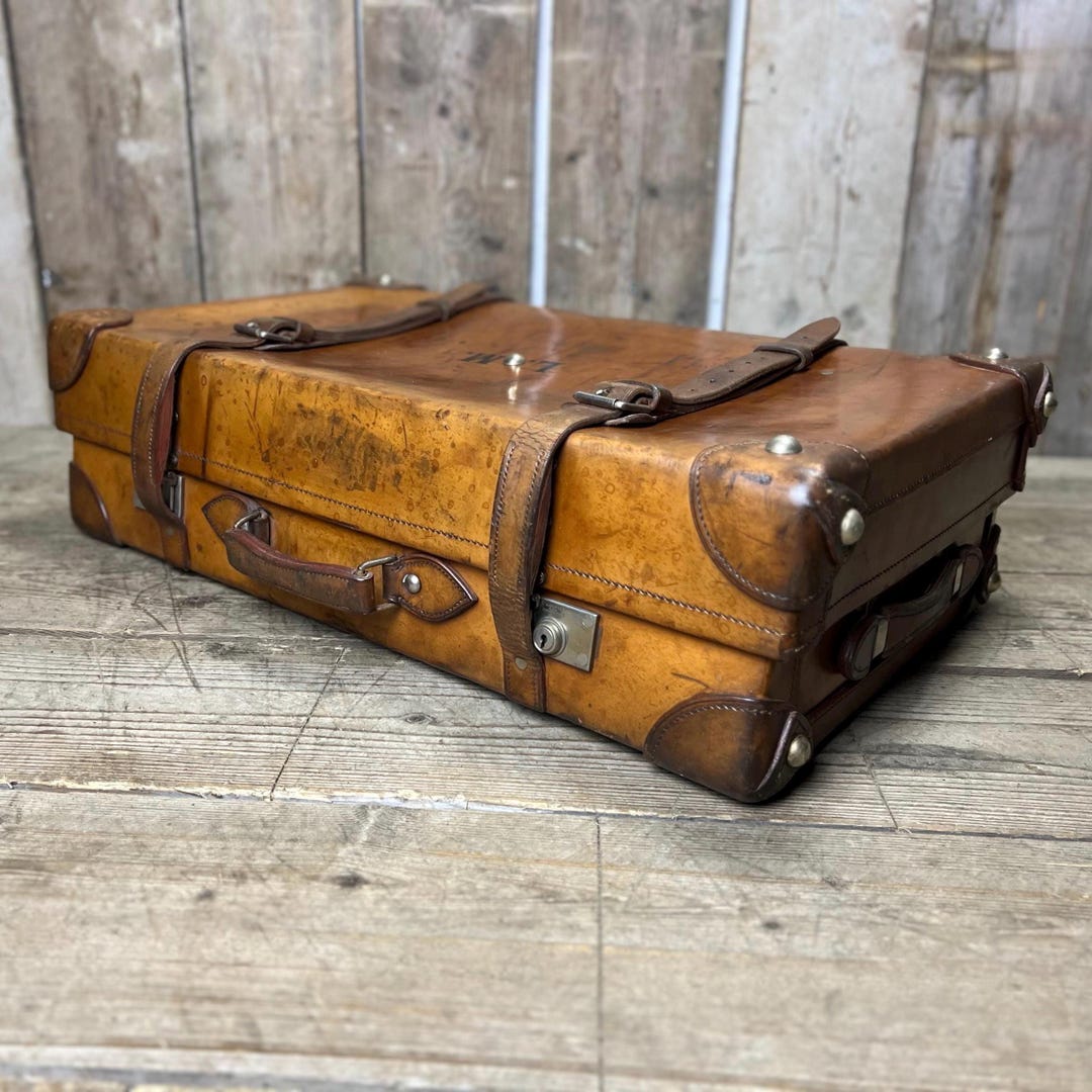 Extraordinary XL Tan Leather Hide English Revelation Classic Car Trunk ...
