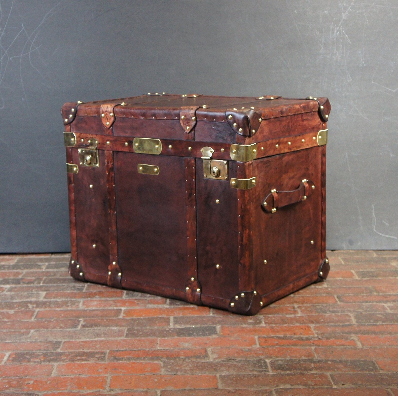 Campaign Trunk End Table, Occasional Side Table , Leather Chest , - Etsy